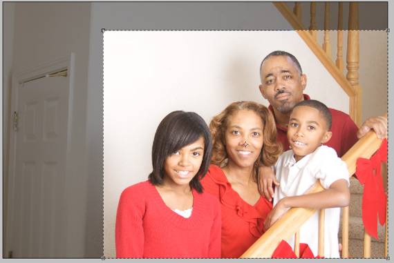6 Photography & Photoshop Tips For The Perfect Family Portrait