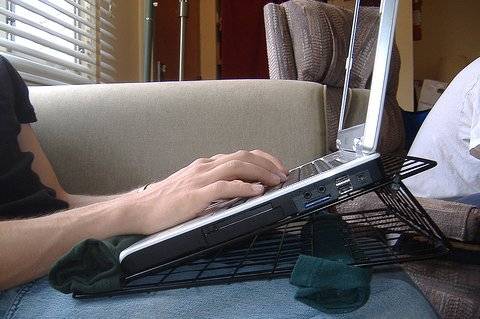 How To Make Your Own DIY Vented Laptop Tray