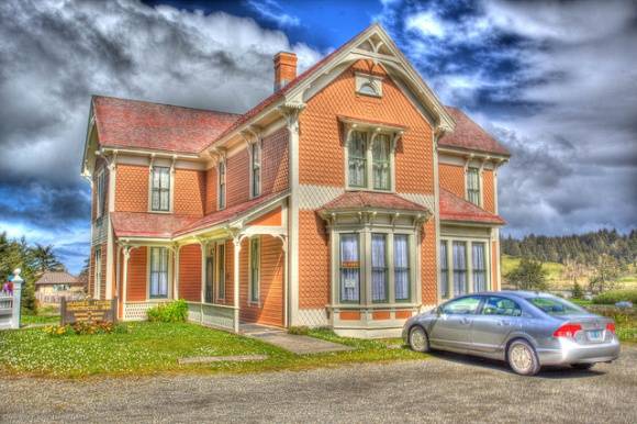 It's Time We Had a Word About Overdone HDR Photography... [Opinion]