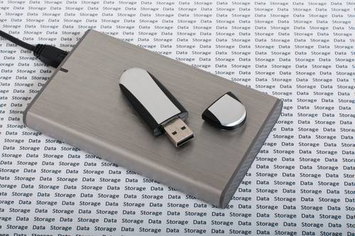 How To Be Completely Portable Without Your Own Computer Or Smartphone