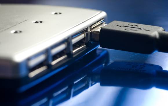 Are Your USB Ports Too Close Together? Here's How to Fix It!