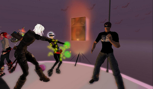 What Are Virtual Worlds & What Are Their Uses? [MakeUseOf Explains]