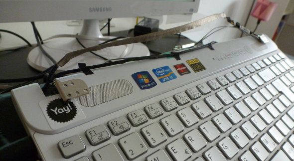 Busted - How To Deal With a Broken Screen On Your Laptop