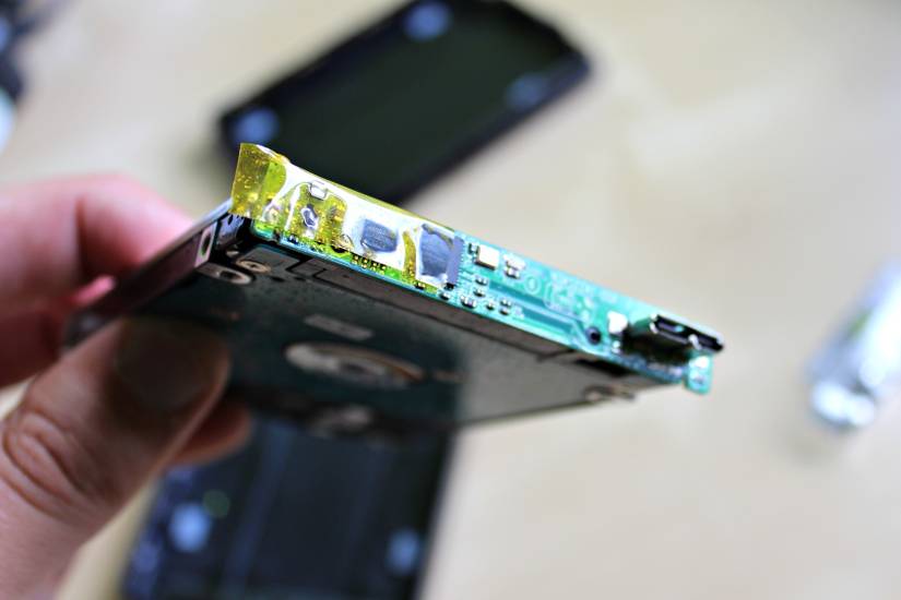 Lacie Rugged Mini vs. AData DashDrive Durable: A Comparative Review and ...