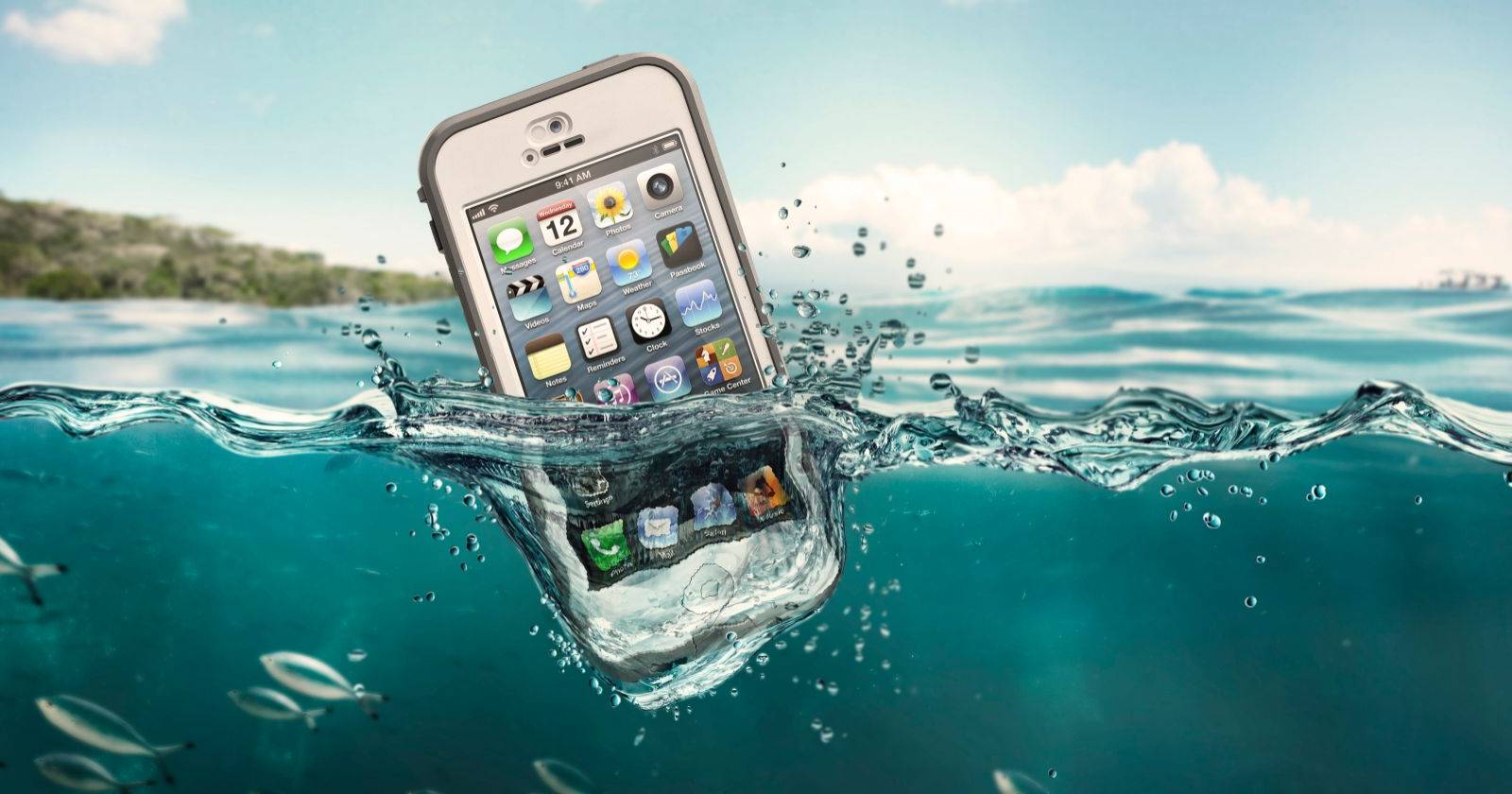 Waterproof Your iPhone With These Top 5 Cases