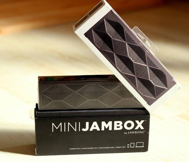Jawbone Mini Jambox Review and Giveaway