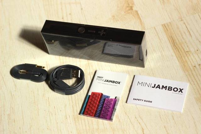 Jawbone Mini Jambox Review and Giveaway