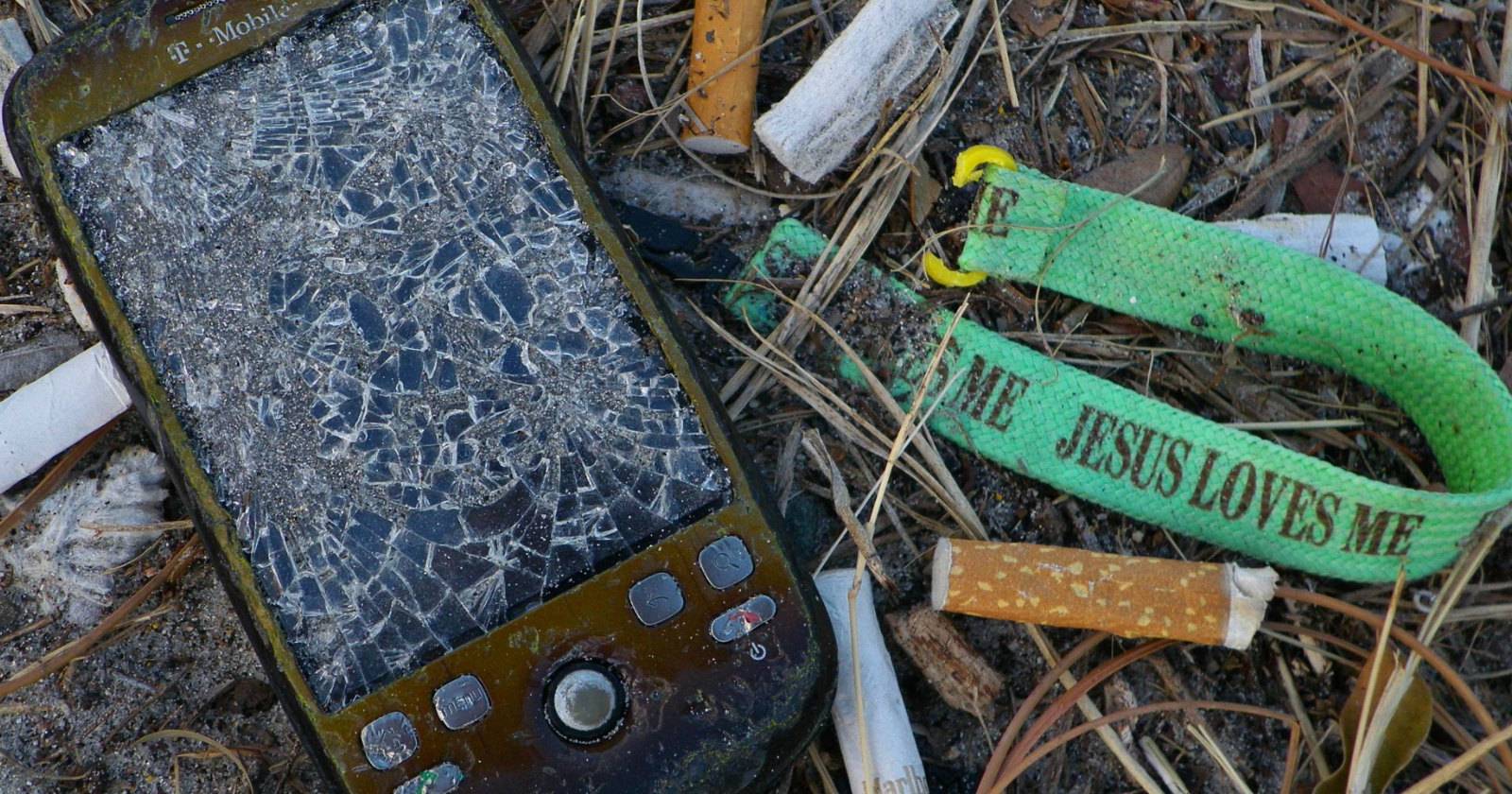 5 Reasons Not To Buy A Smartphone