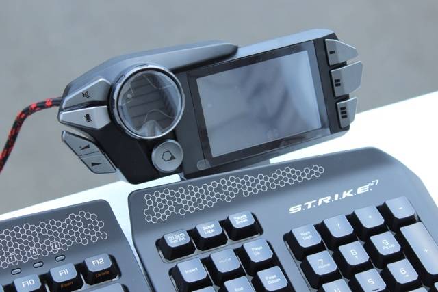 Mad Catz S.T.R.I.K.E. 7 Modular Gaming Keyboard Review And Giveaway