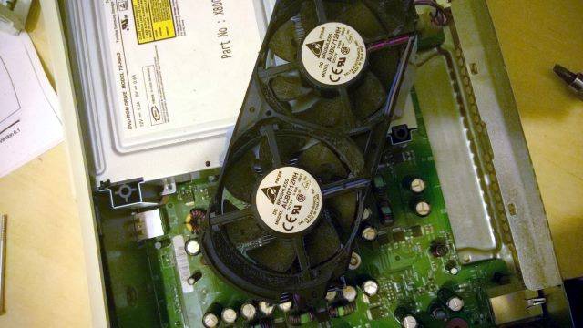 Xbox 360 RRoD X-Clamp Fix – Does It Work?