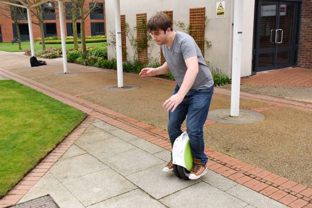 Airwheel Q5 Review And Giveaway