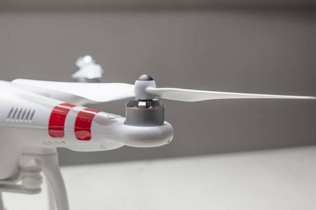 DJI Phantom 2 Vision Review and Giveaway