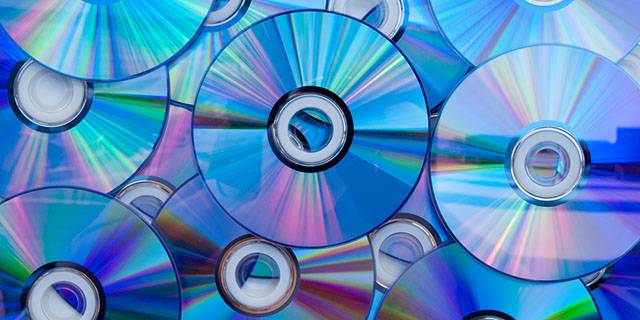 Don't Sell Your CDs & DVDs! 5 Downsides to Going Digital