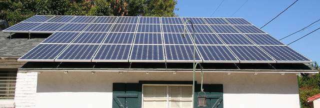 Want to Go Solar? Google's 'Project Sunroof' Wants to Help
