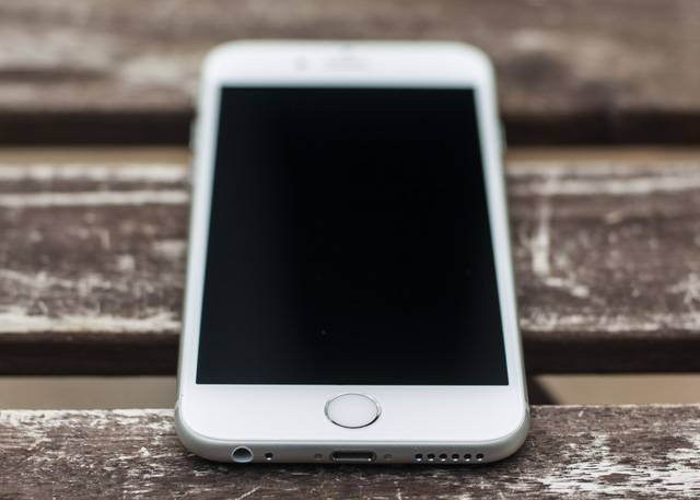 iPhone 6s Review and Giveaway