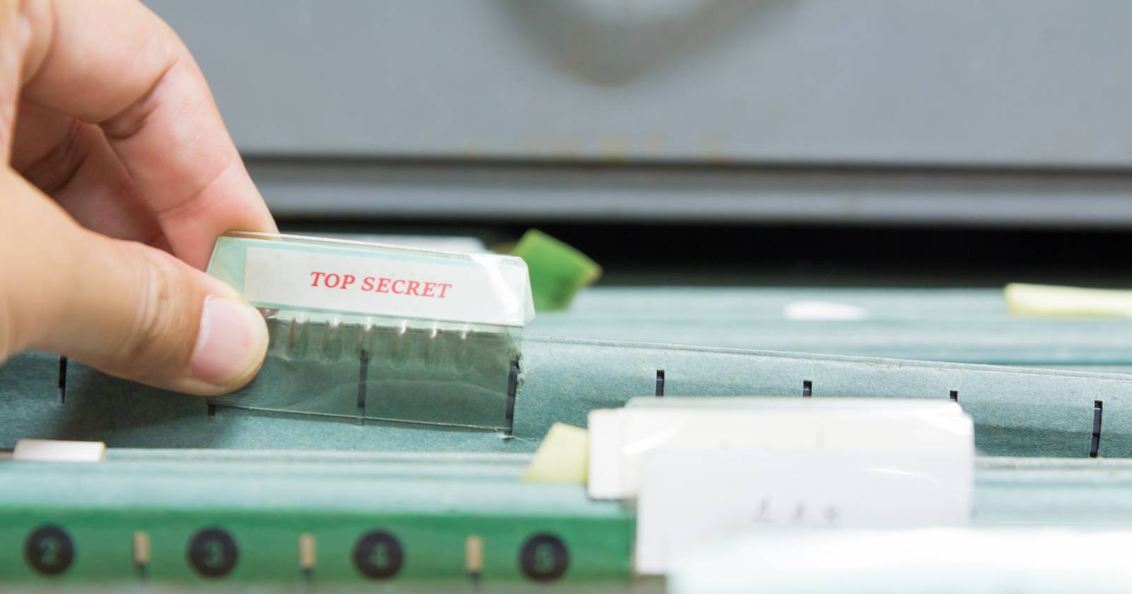 An Easy Way to Hide Files on Android So Nobody Can See