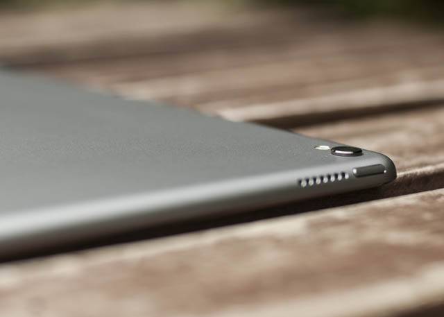 Powerful Things, Small Packages: iPad Pro 9.7" Review