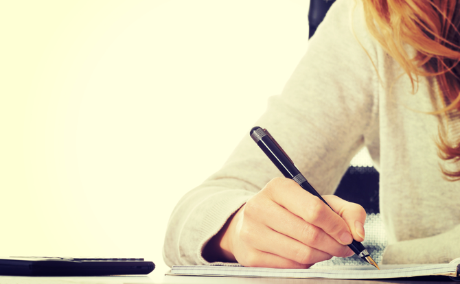 Use Creative Writing Prompts to Improve Your Communication Skills