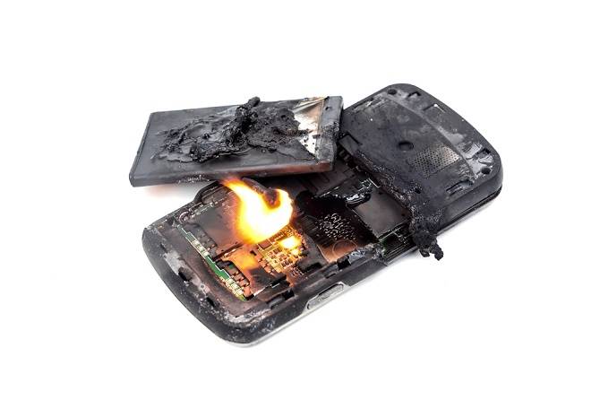 Why the Heck Were Samsung's Batteries Exploding Anyway?