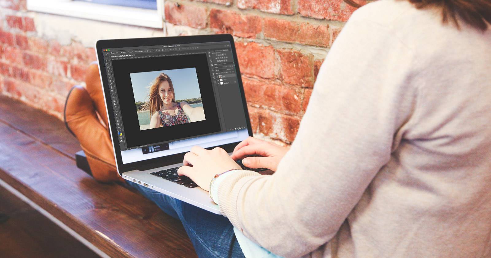 Create a Professional Profile Picture Using Photoshop and a Selfie