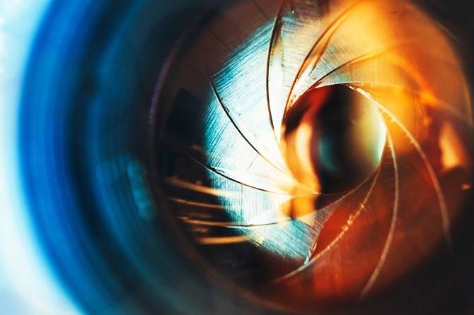 What Is Graphene? 7 Ways It Will Soon Revolutionize Tech