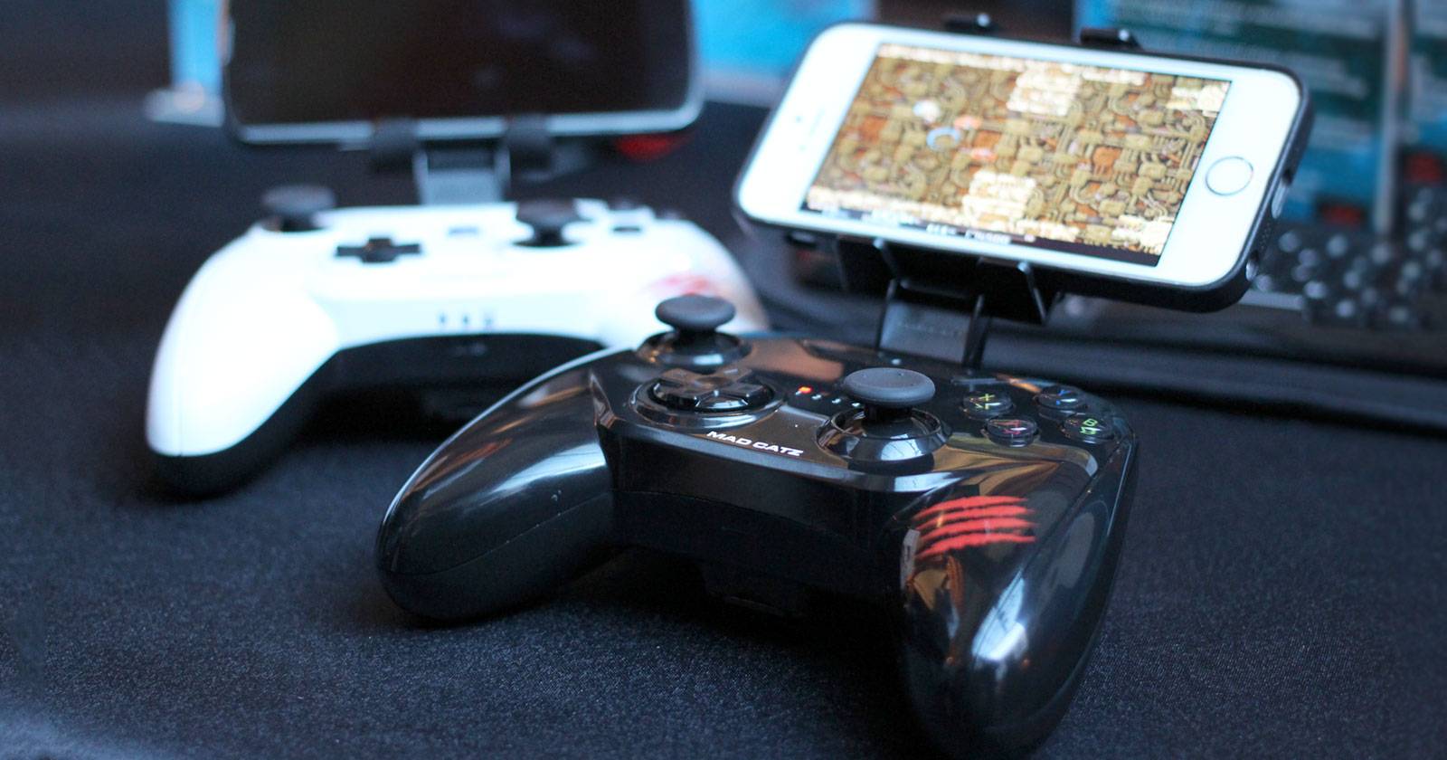 How to Connect a Game Controller to Your iPad or iPhone