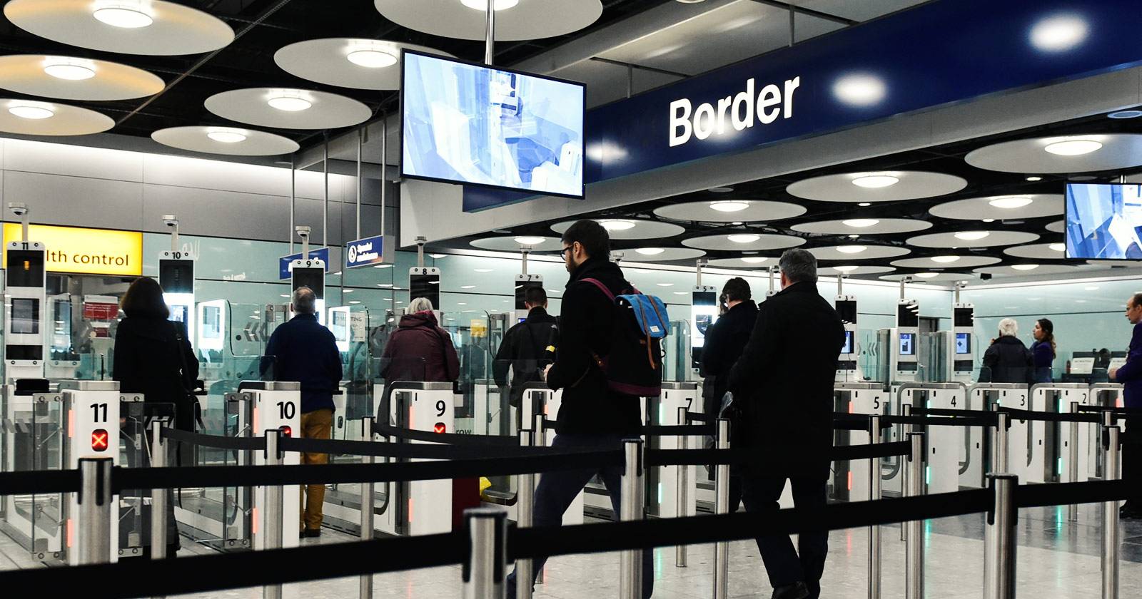 6 Ways to Defend Your Privacy at the Border