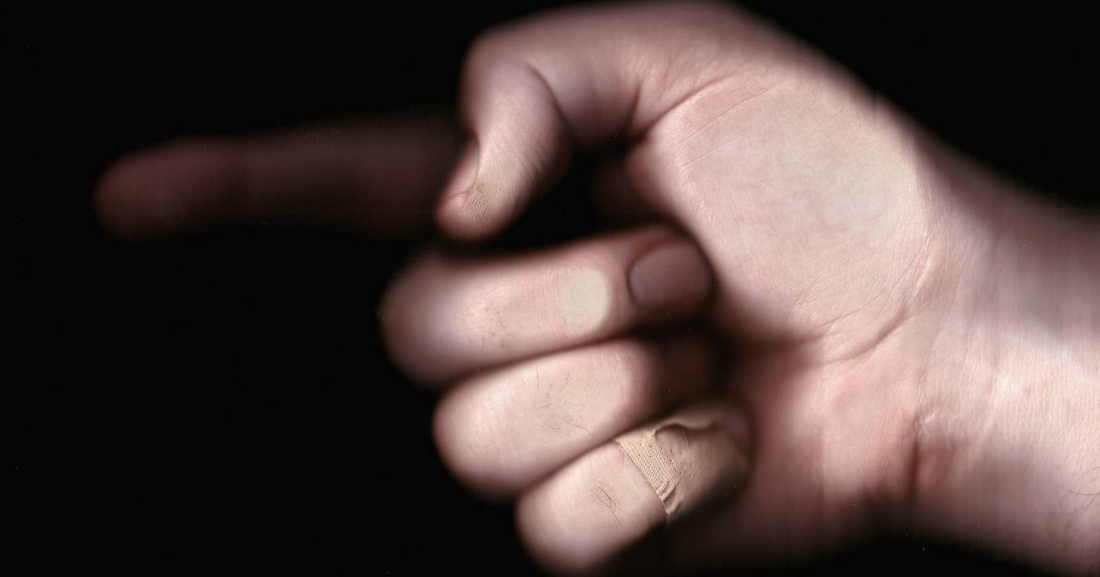Giphy Helps You Learn Sign Language Using GIFs