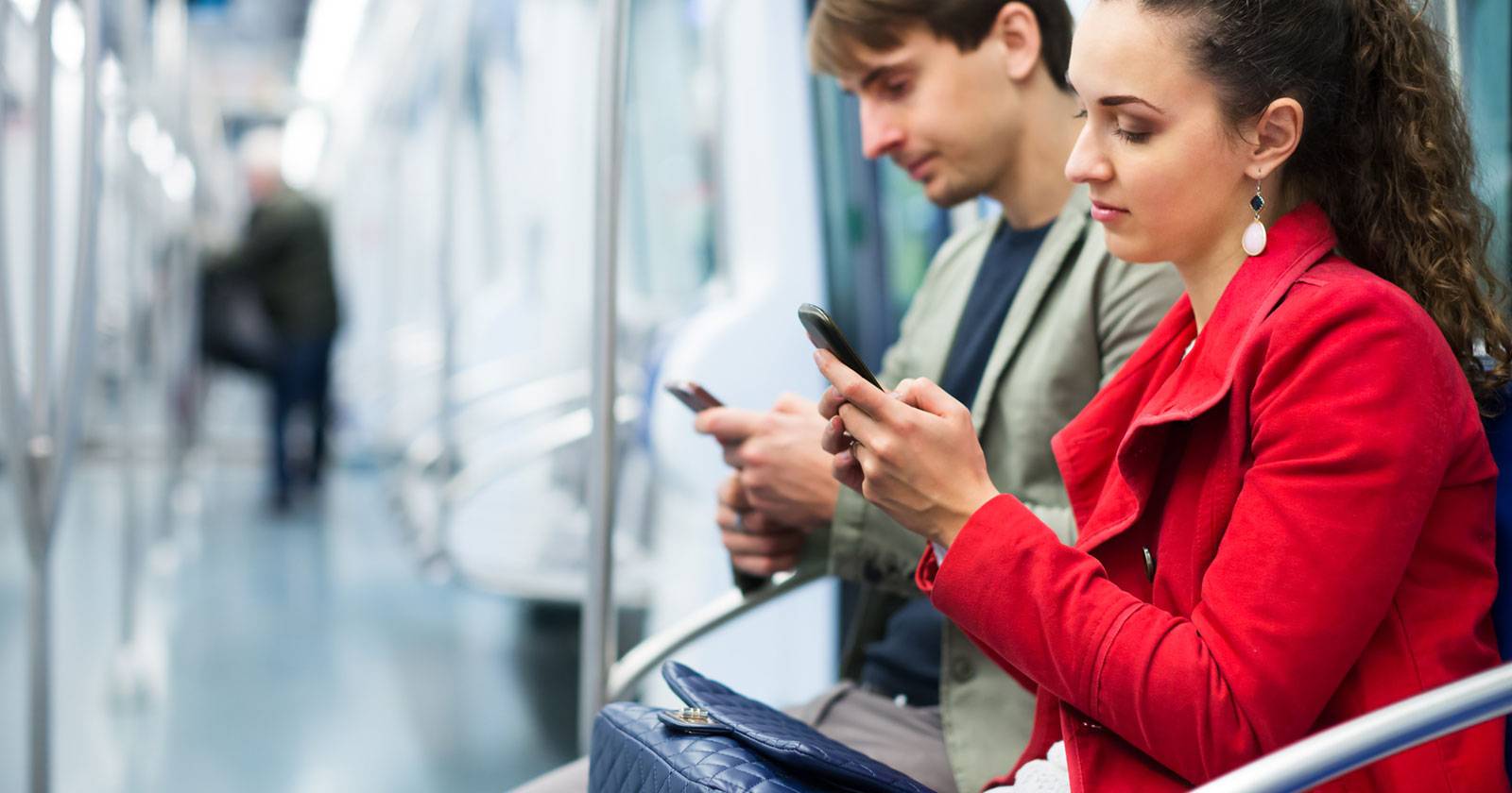 9 Offline Smartphone Apps to Keep You Entertained on Your Commute