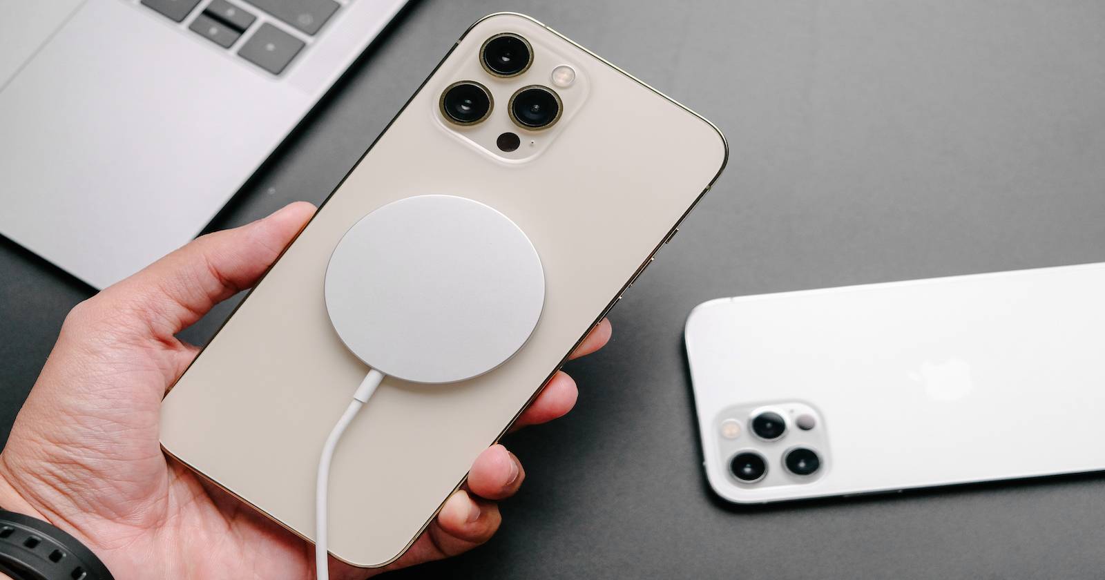 The 10 Best Wireless Chargers for the Apple iPhone