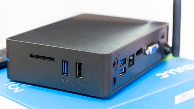 Azulle Byte 3 Review: This Tiny, Fanless Mini PC Does Everything