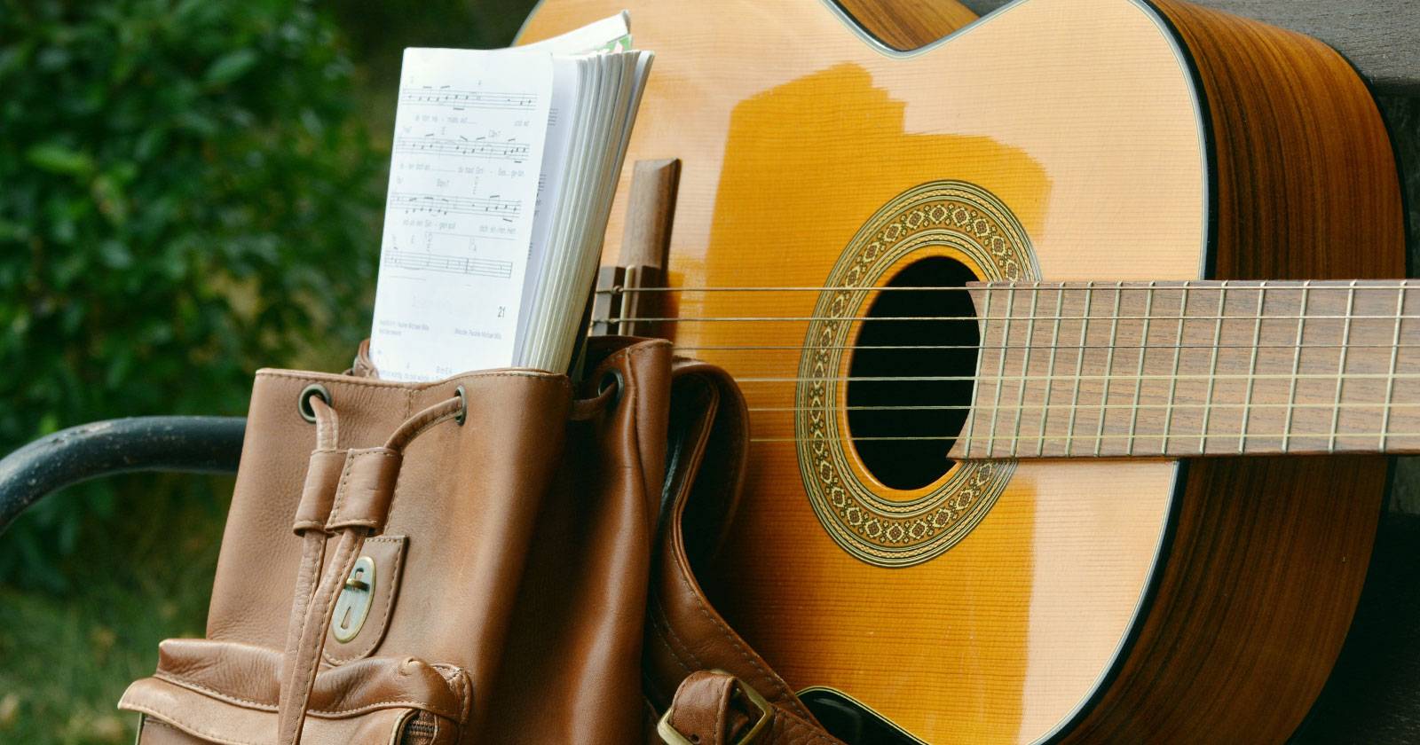 The 5 Best Sites for Free Guitar and Bass Tabs