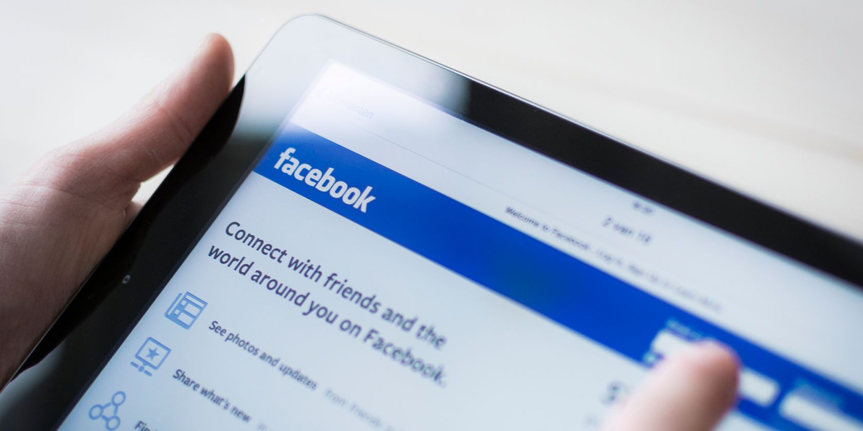 How to Tag Someone on Facebook: 3 Different Ways