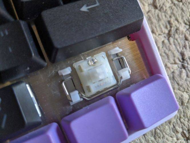 How to Build a Custom Keyboard With Mechanical Switches: A Complete Guide