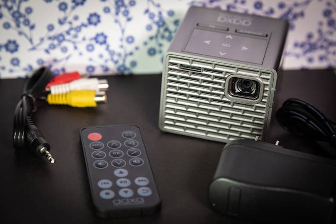 AAXA P2-B Review: Finally, a Pico Projector With an HDMI Port