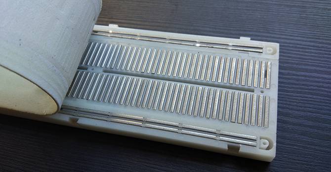 What Is a Breadboard and How Do You Use One?