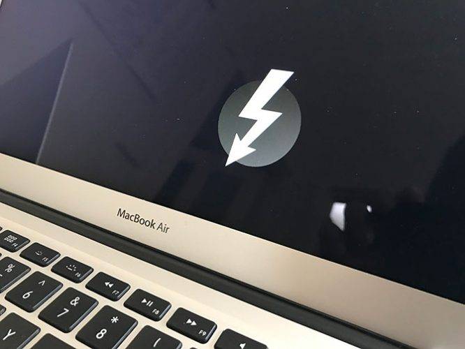Boot Your Mac in Target Disk Mode for Quick File Transfers