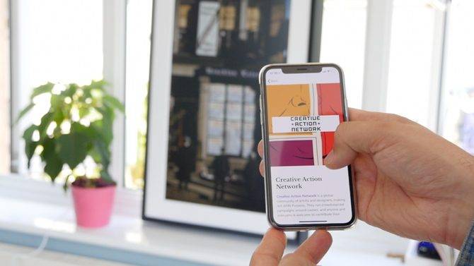Meural Canvas: The Digital Frame for Art Lovers (Review and Giveaway)