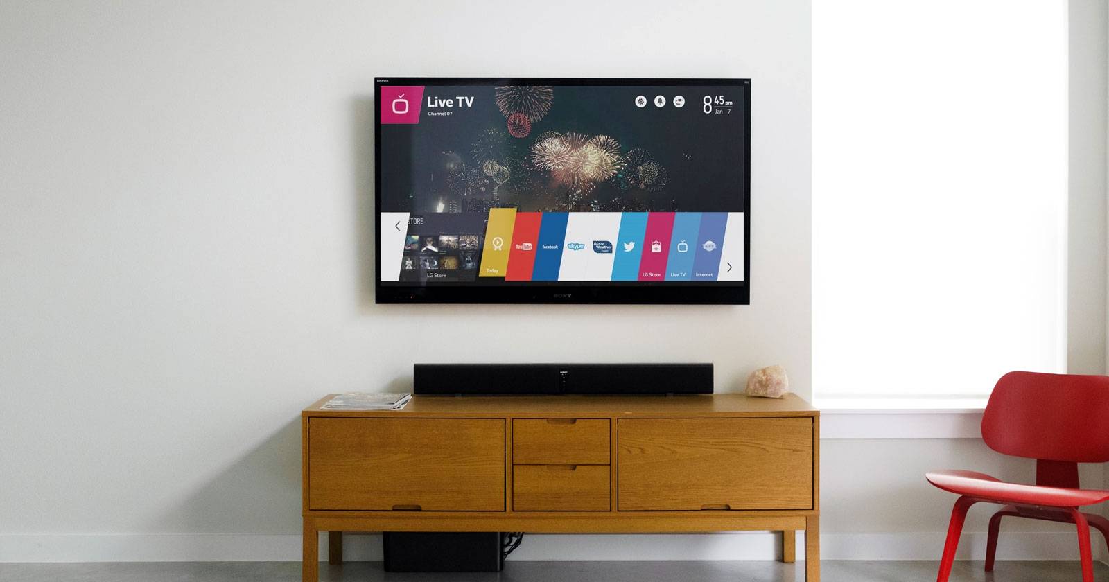 What's the Best Smart TV Operating System?