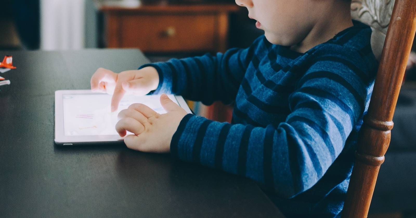 10 Vital Ways to Kid-Proof Your iPhone or iPad