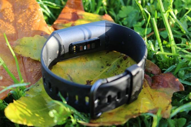 Fitbit Charge 3: Why Would You Want Any Other Wearable?