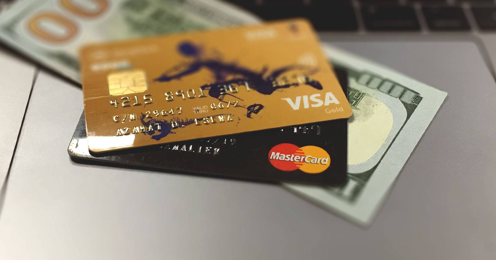 Visa vs. Mastercard: Which Should You Use for Online Shopping?