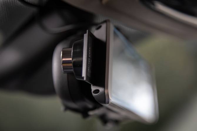 Auto-Vox X1 Dual Dash Camera Won't Miss a Thing (Review and Giveaway!)