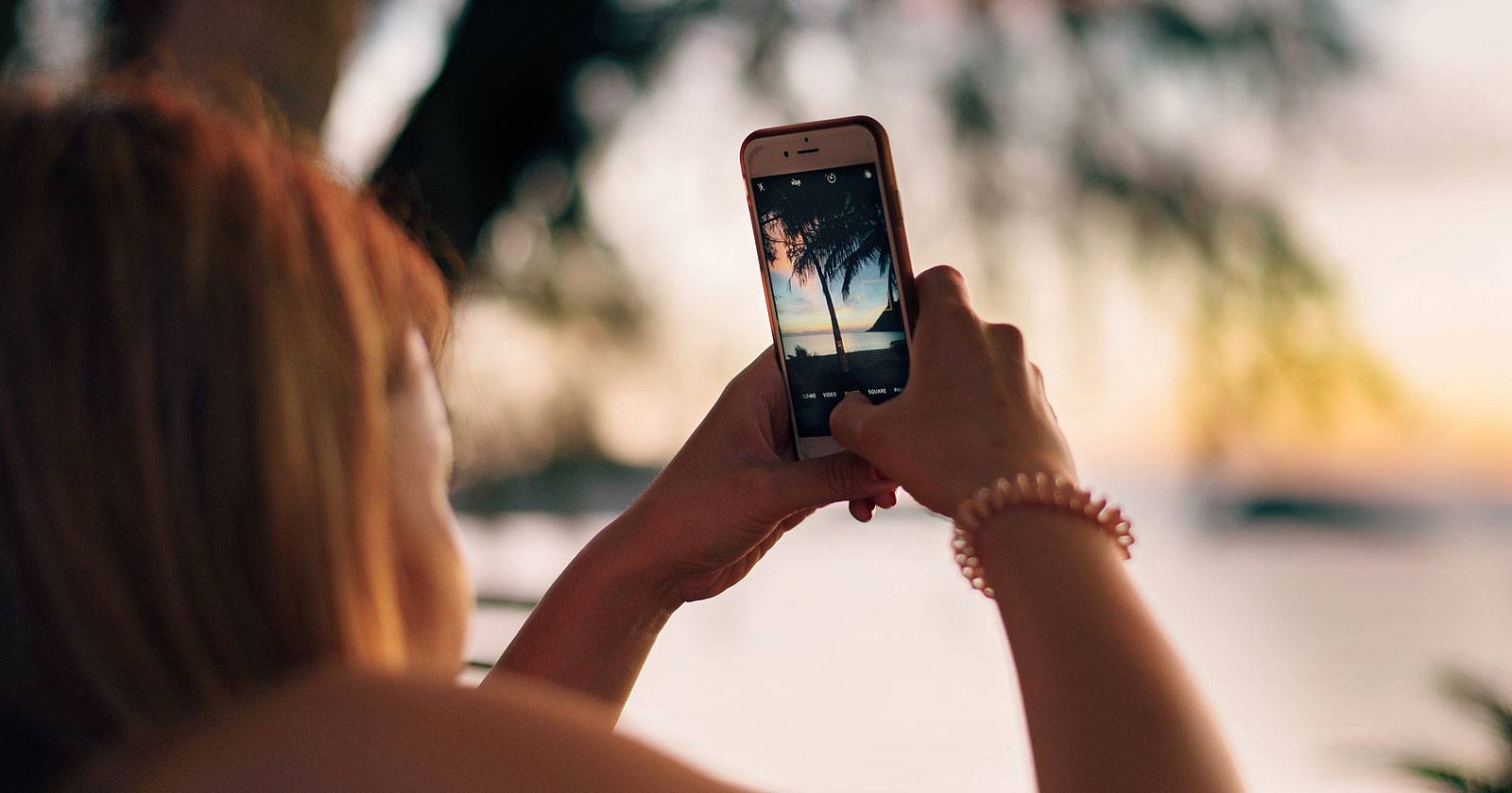 How to Take, View, and Share Burst Photos on an iPhone