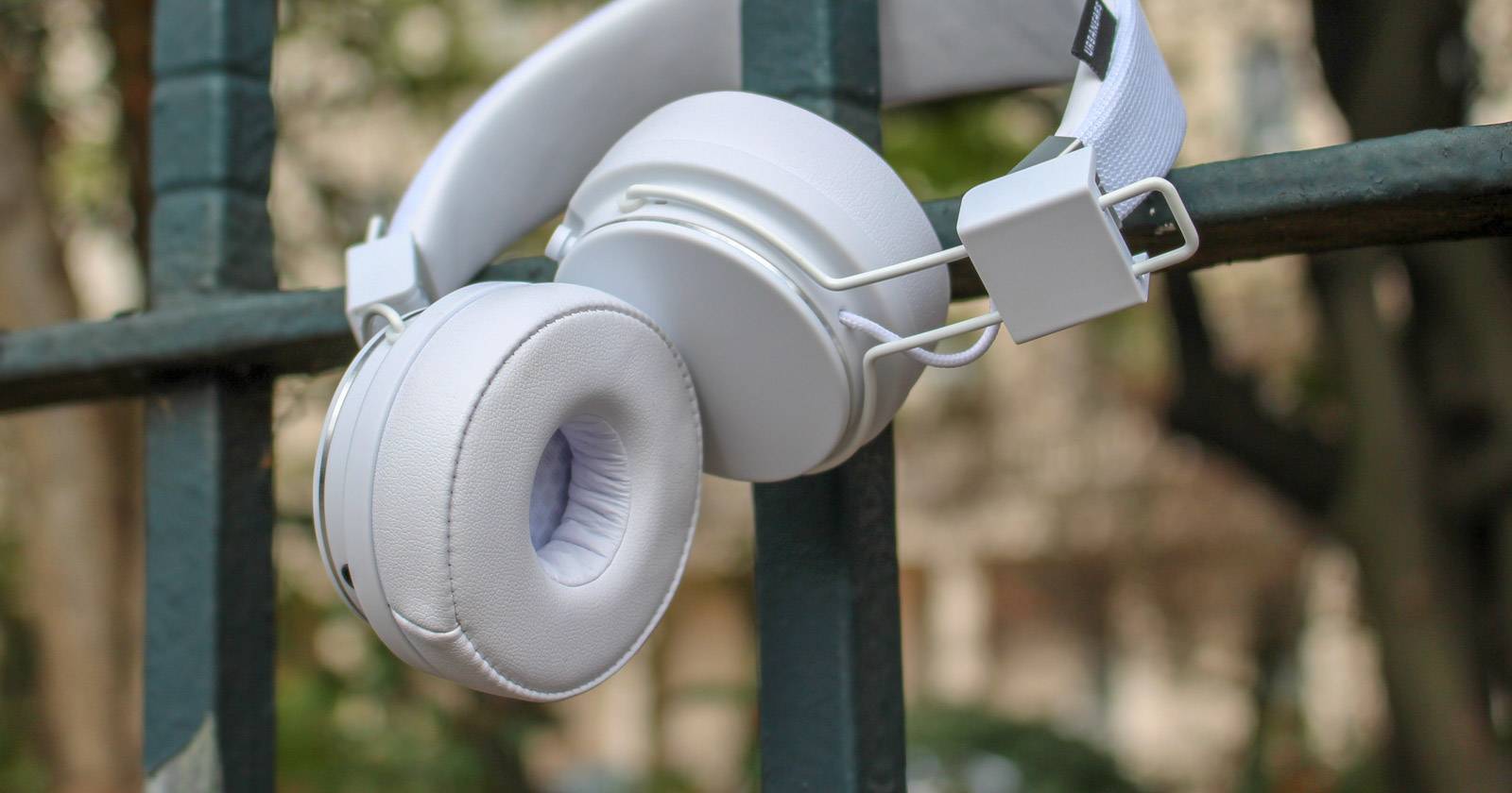 Urbanears Plattan 2 Bluetooth Headphones: Affordable, Well-Designed ...