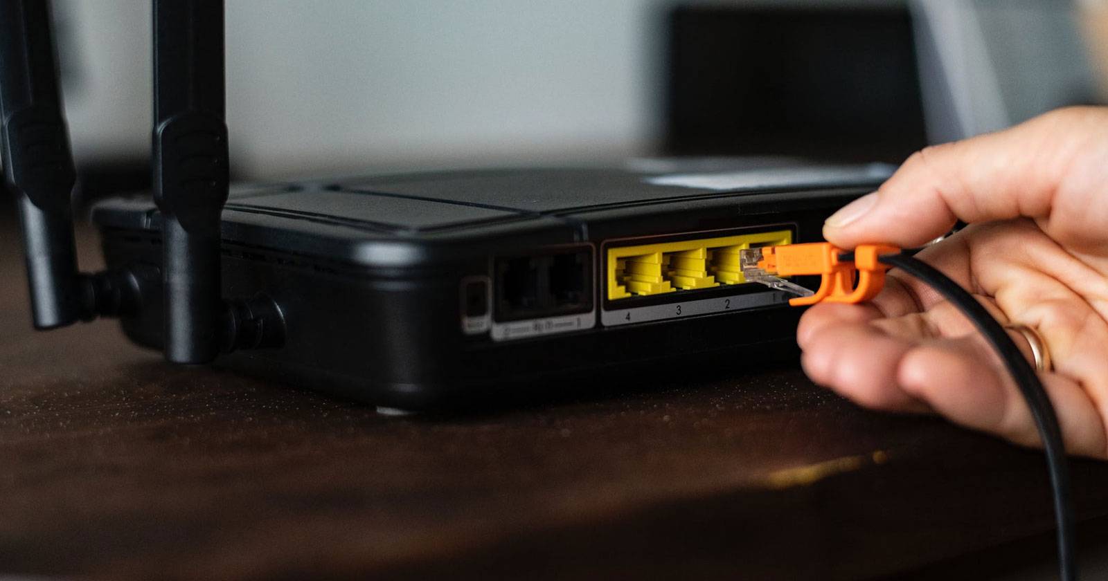 What's the Best Dual-Band Router for Your Small Home?