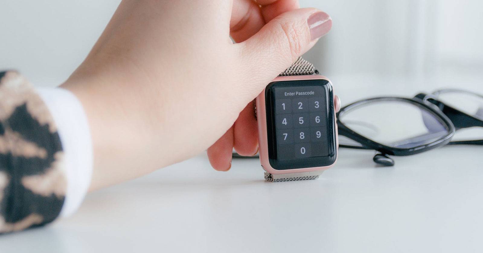 How to Lock and Unlock Your Apple Watch