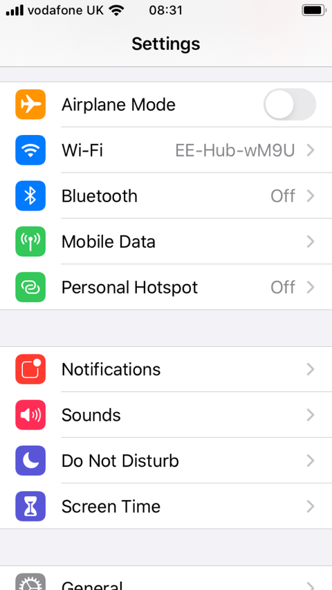How to Set Up a Wireless Home Network With a Mobile Phone