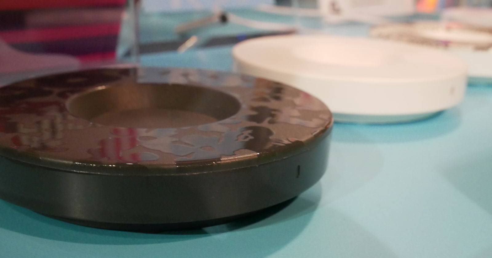 PopSockets PopPower: A Wireless Charging Dock That Works With Your PopGrip