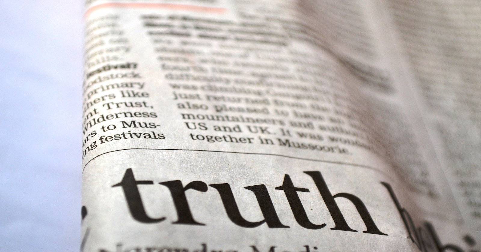 Is Snopes Biased or Reliable? 5 Facts About Its Accuracy